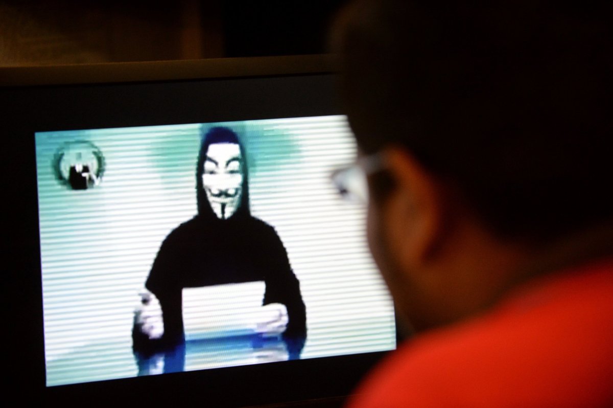 Anonymous vs. QAnon: Hackers Pledge to Take Down Pro-Trump Conspiracy ...
