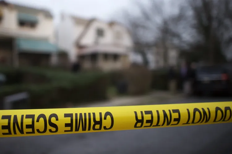 Philadelphia Police SWAT Officer Shot in Face While Serving Weapons ...