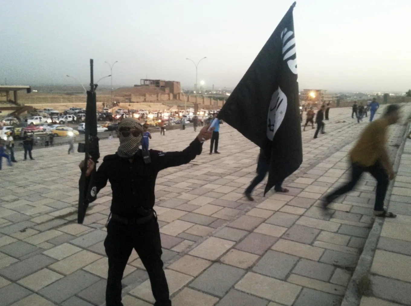 ISIS Is Preparing for Another War With 30,000 Fighters in Iraq and ...