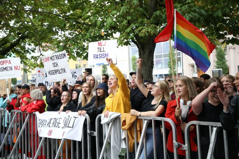 Former Neo-Nazis Expected to Win up to 20 Percent of Vote in Sweden’s ...