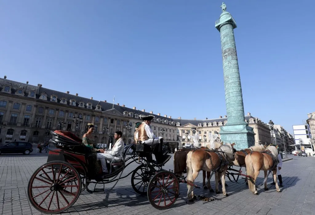 Saudi Princess Reports Over $900,000 in Jewelry Stolen From Paris Hotel ...
