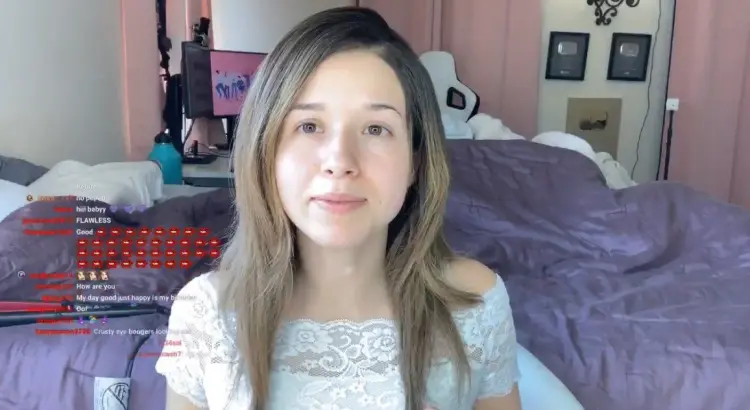 Twitch Streamer Pokimane Goes Live Without Makeup, Chaos Ensues - Newsweek