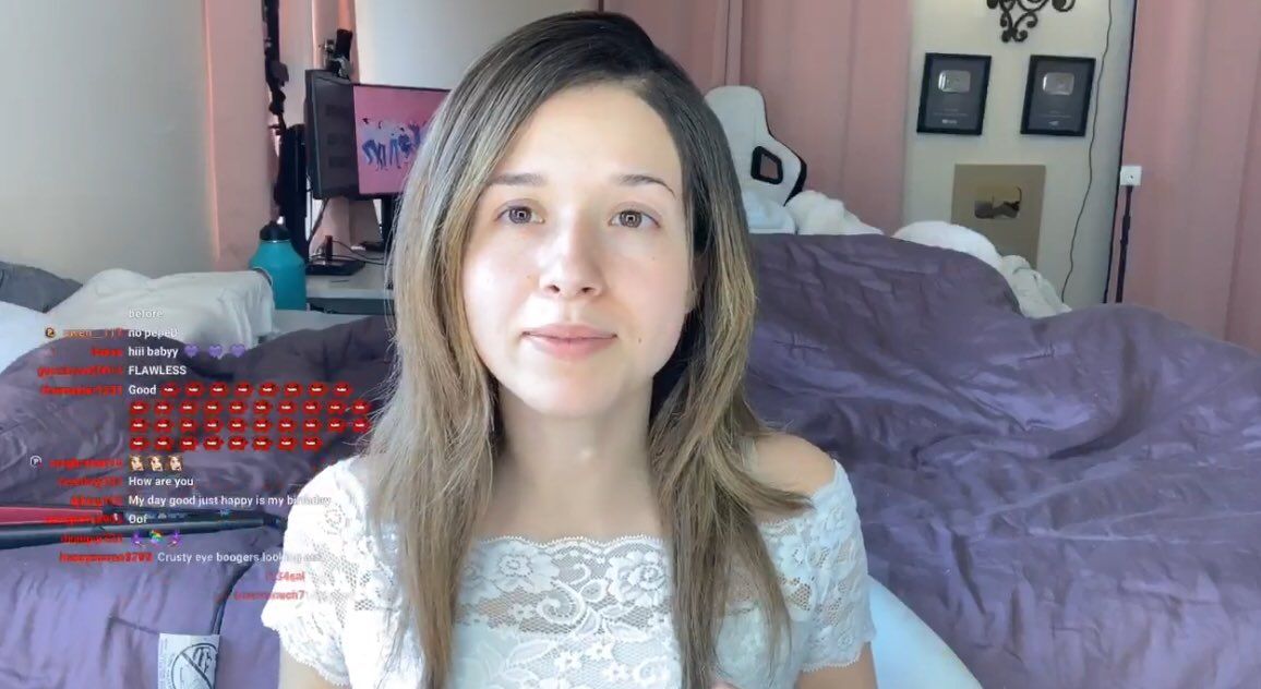 Twitch Streamer Pokimane Goes Live Without Makeup, Chaos Ensues - Newsweek