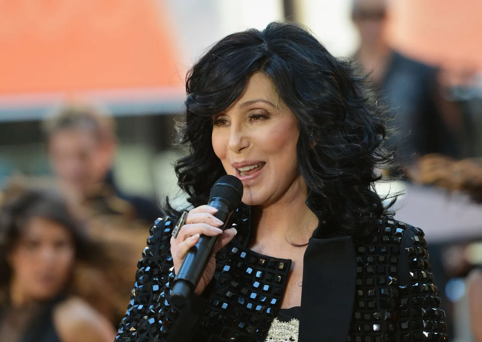 Woolsey Fire: Celebrities Including Cher, Kim Kardashian and Martin ...