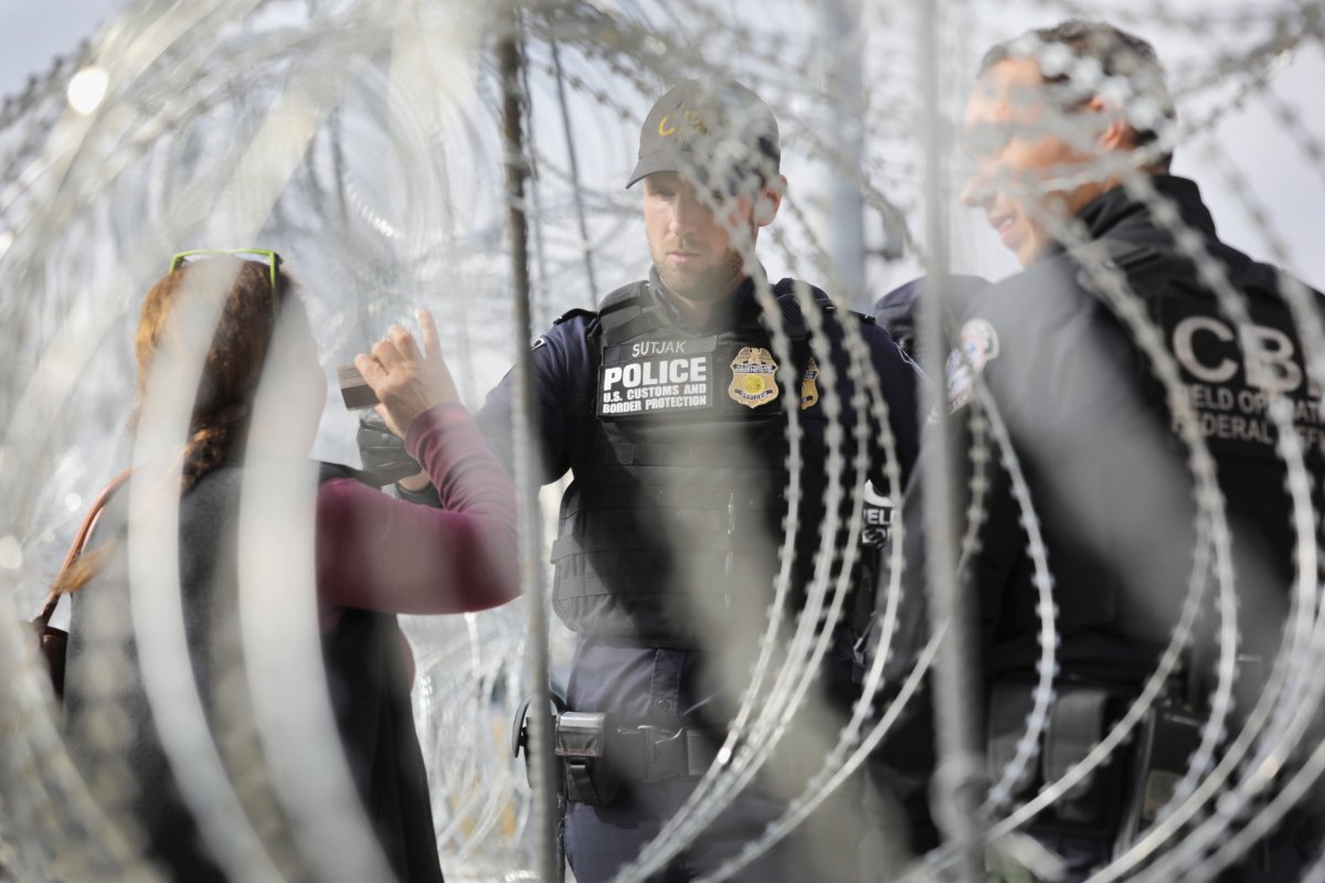 One in Four Americans Believes Trump Claim That Migrant Caravan Has ...