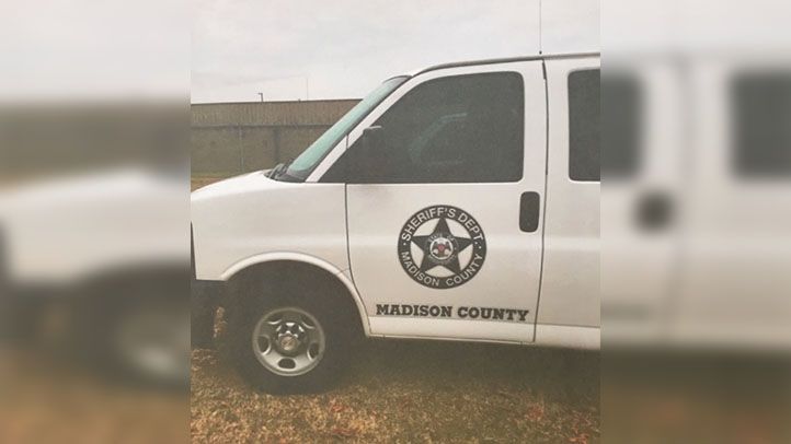 Todd Moudy Identified as Escaped Mississippi Inmate, Considered ‘Armed ...