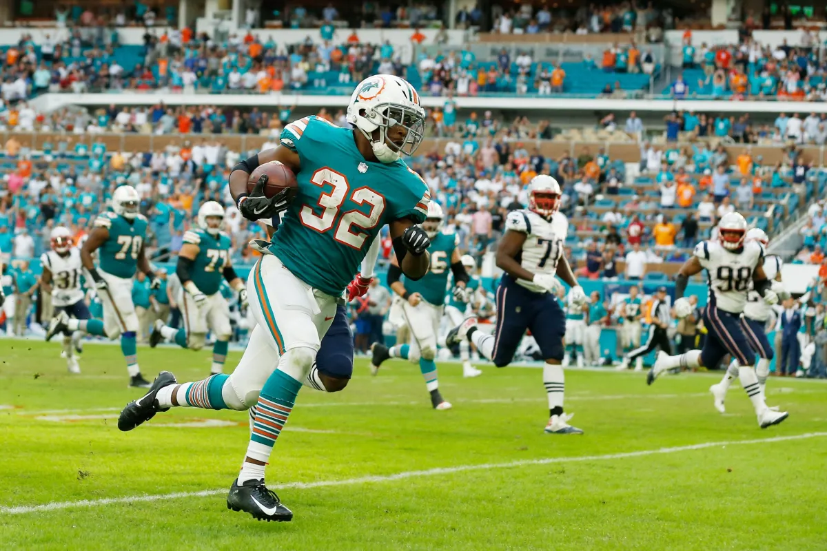 WATCH: Dolphins’ ‘Miami Miracle’ Double-Lateral Game-Winning Touchdown ...