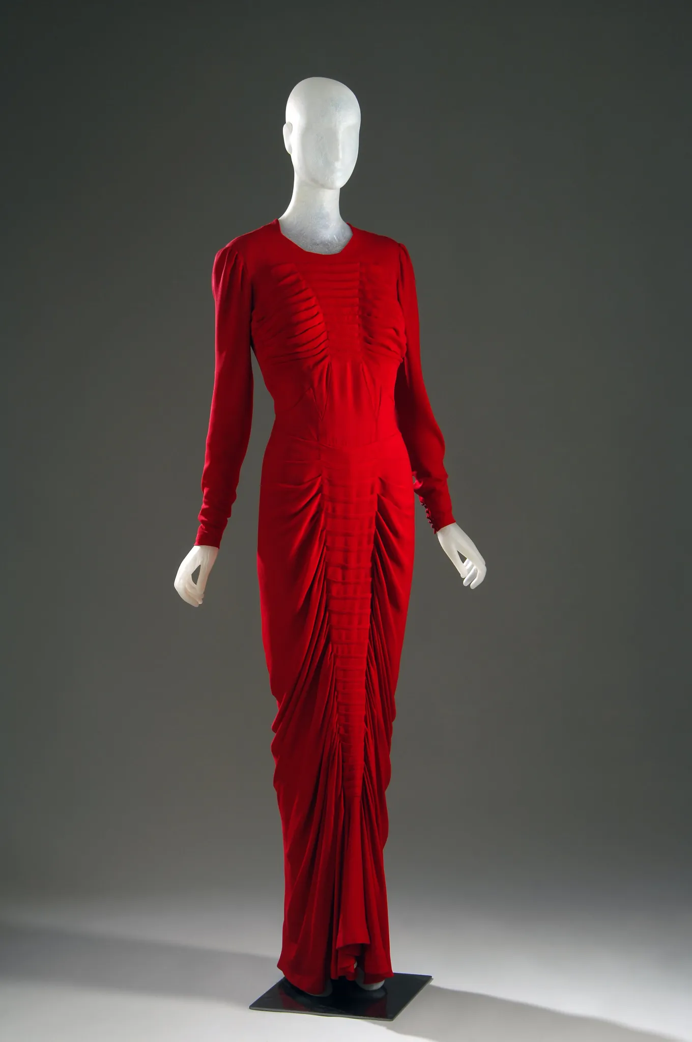 The 25 Most Iconic Fashion Ensembles in the History of the Museum at F ...