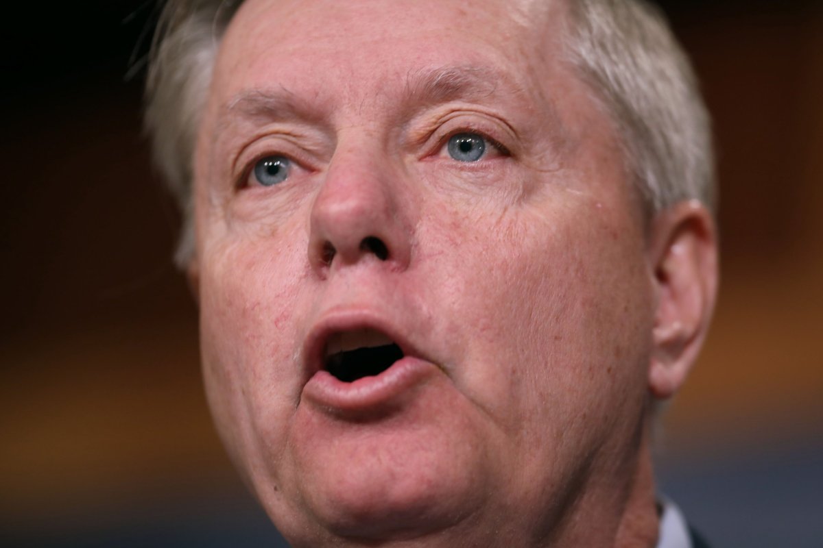 Lindsey Graham Says People Angry Over Trump’s McCain Attacks ‘Don’t ...