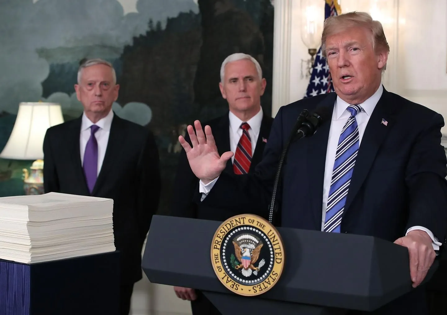 2019 Federal Pay Raise Update: Trump Signs Executive Order For ...