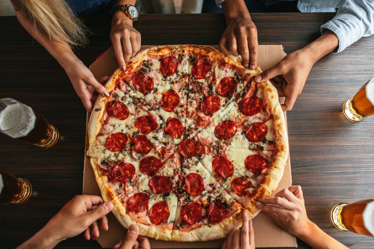 National Pepperoni Pizza Day 2019: Best Deals From Domino... - Newsweek