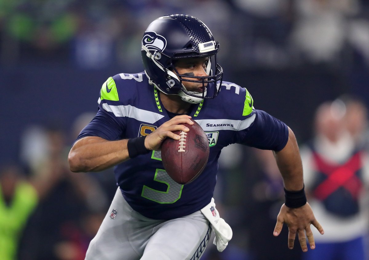 Russell Wilson Announces Seattle Seahawks Extension with Bizarre ...