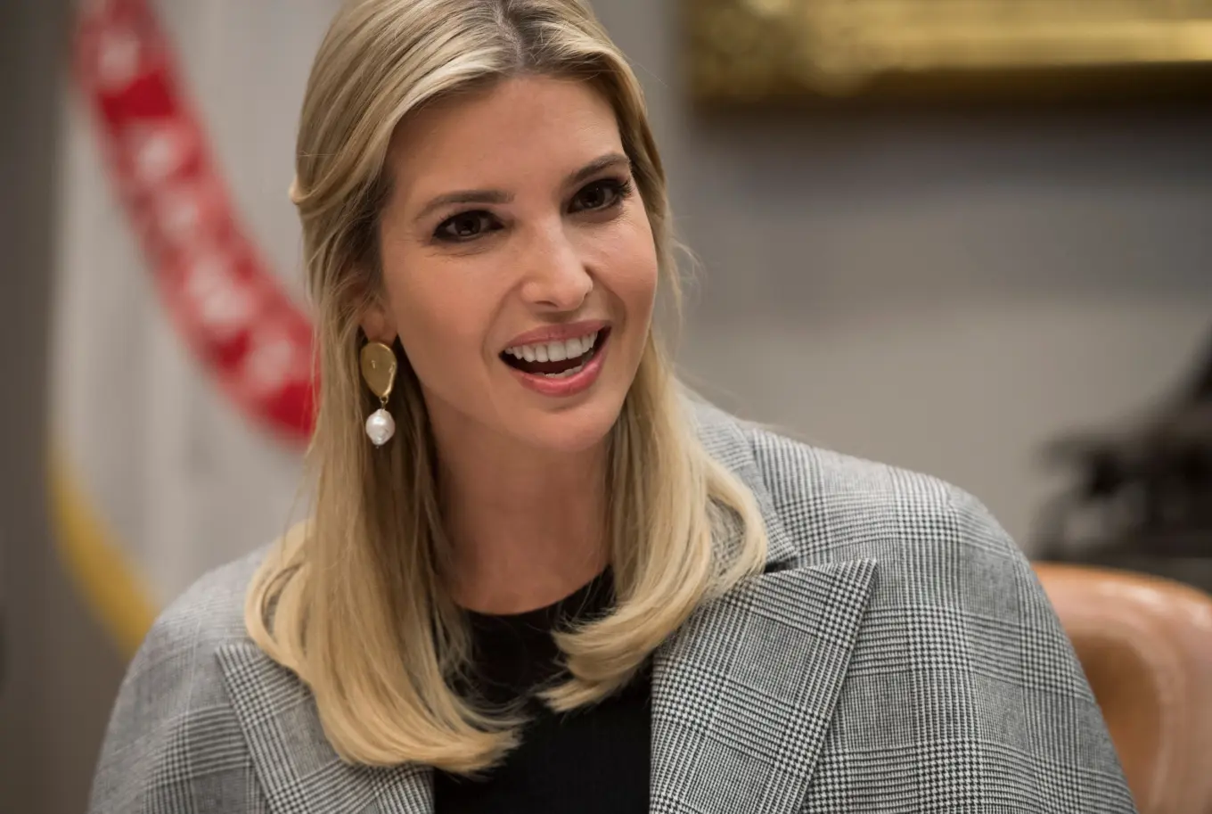 Ivanka Trump Tweets, Then Deletes, Photo with ‘National S... - Newsweek