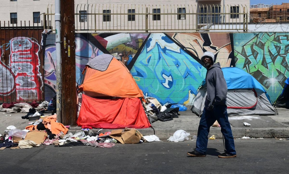 LAPD Says An Employee Has Been Diagnosed With Typhoid, Second Employee ...