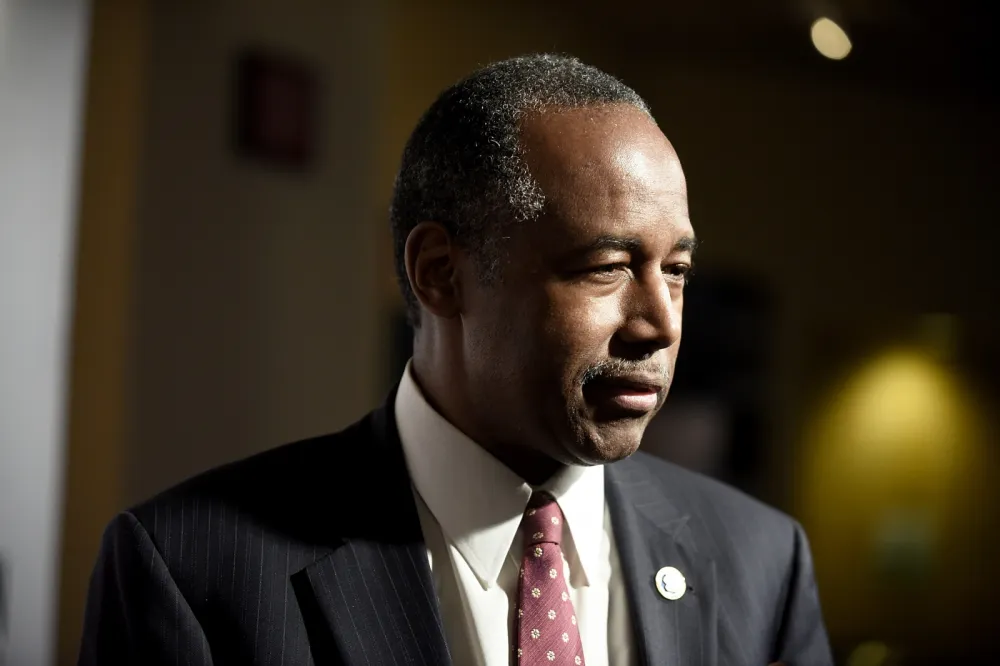 Ben Carson Doesn’t Feel ‘Lonely’ As Only Black Member of Trump’s ...