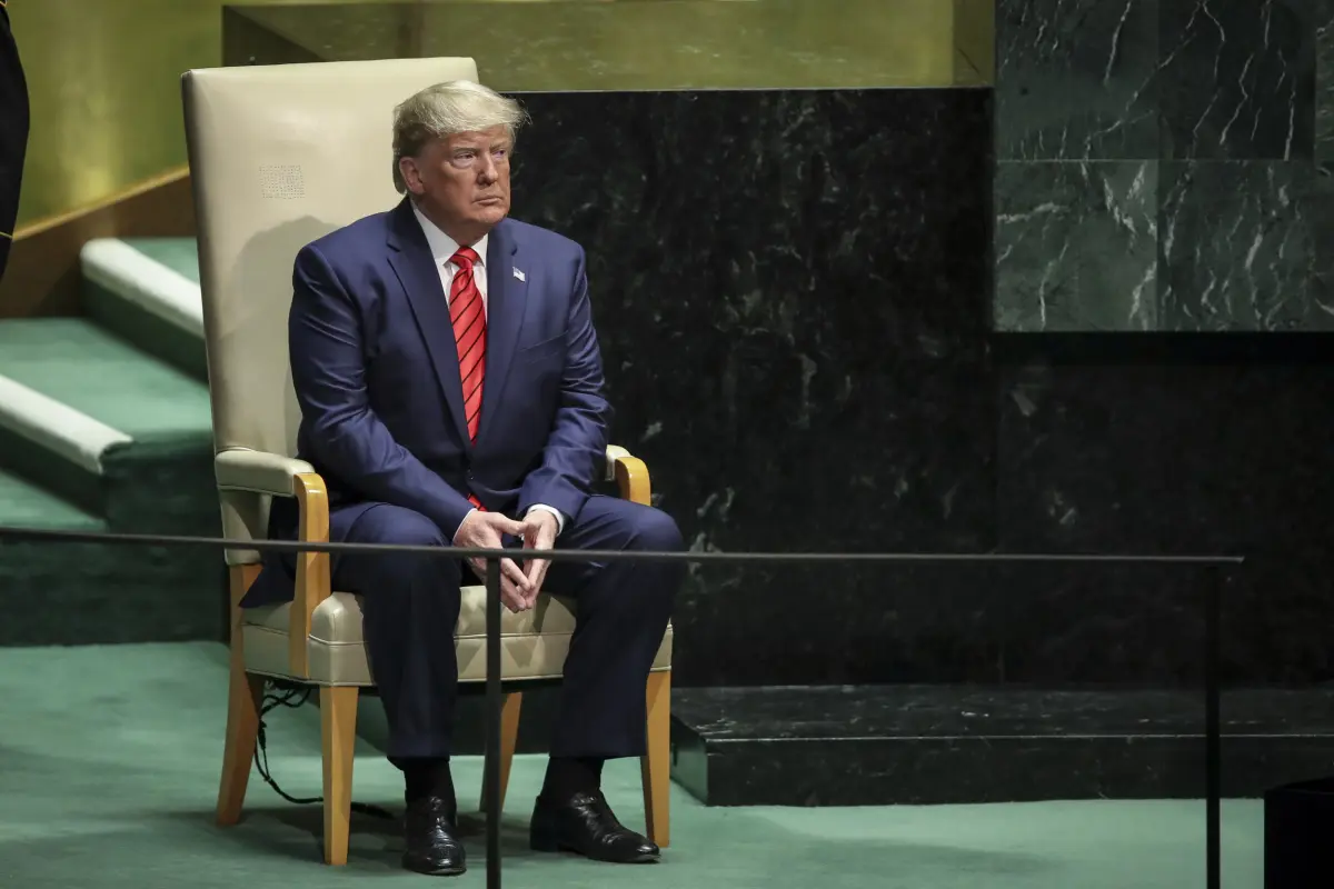 Mitch McConnell Says It’s ‘Laughable’ To Think Donald Trump Deserves To ...