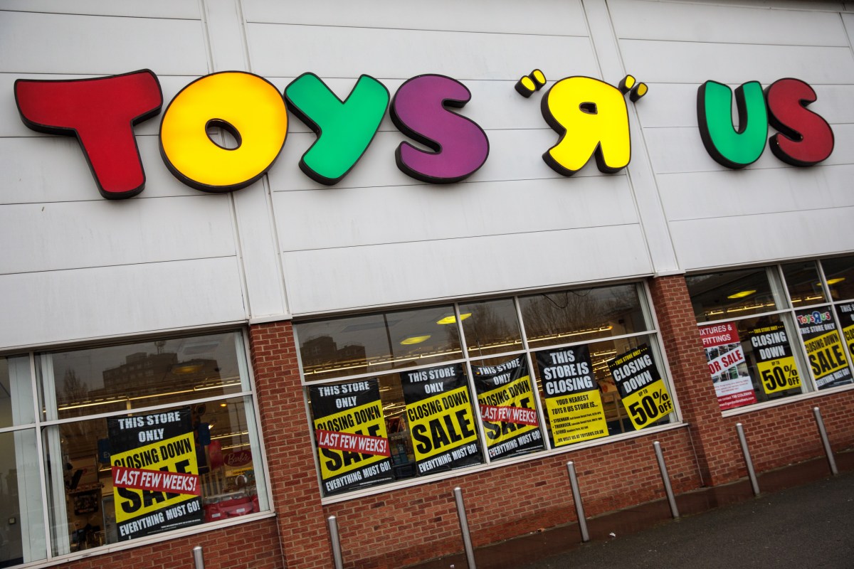 Toys R Us Relaunches Website With New Target Partnership - Newsweek