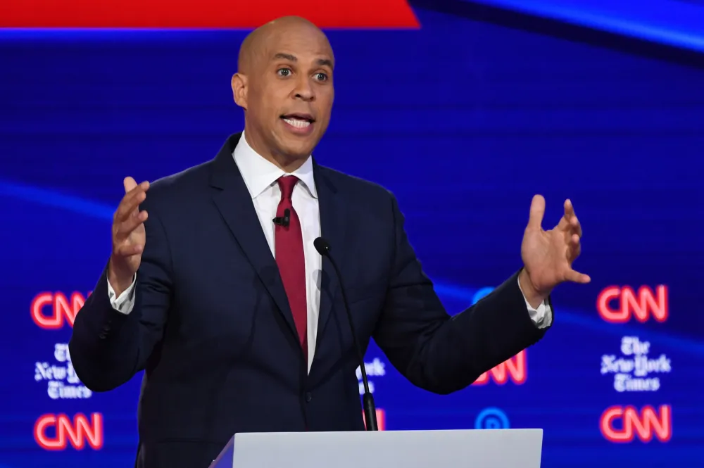 Cory Booker Unveils Legislation to Tackle Urban Gun Violence, Fund ...