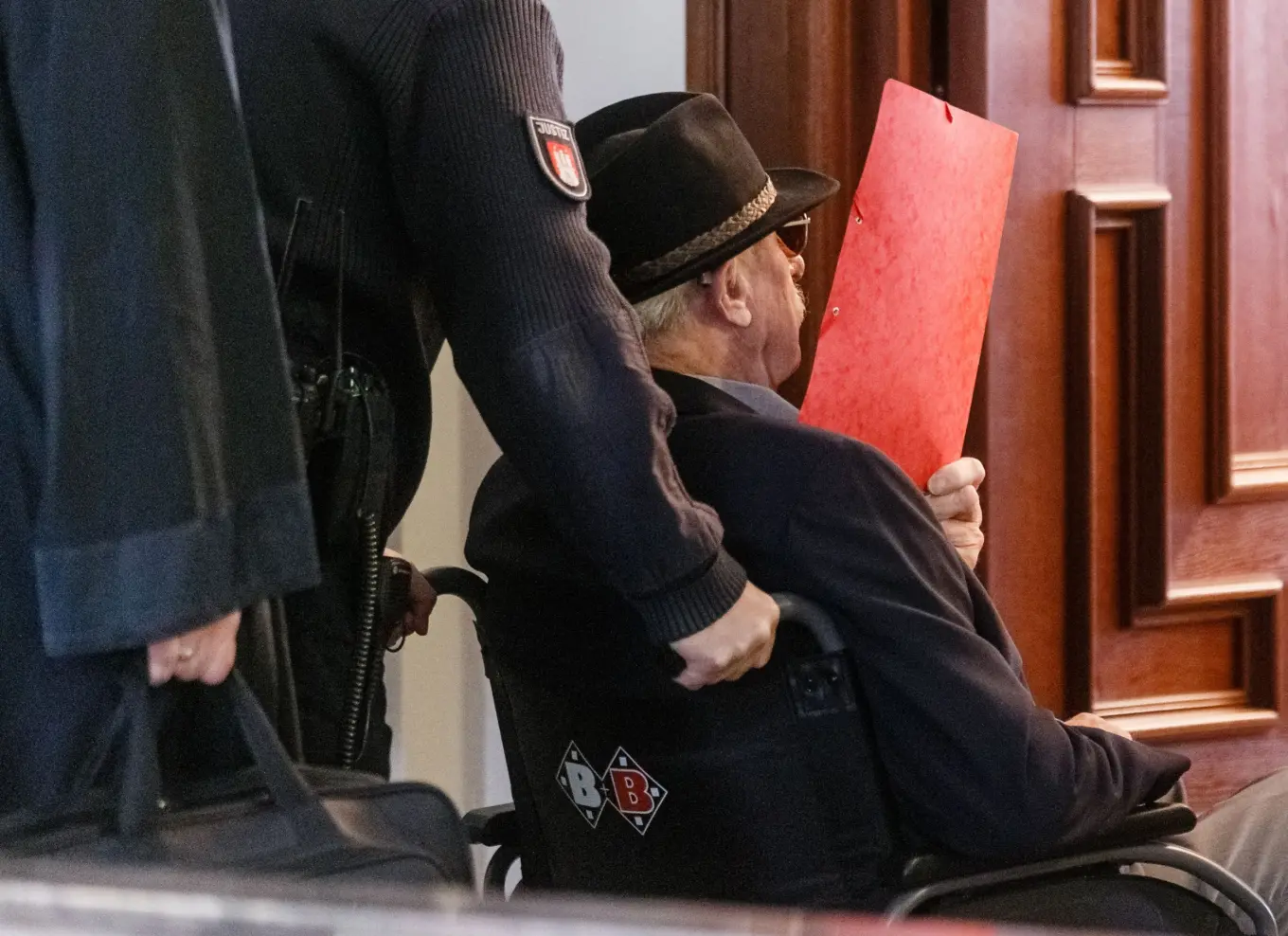 Former Nazi Concentration Camp Guard Goes on Trial, Accus... - Newsweek