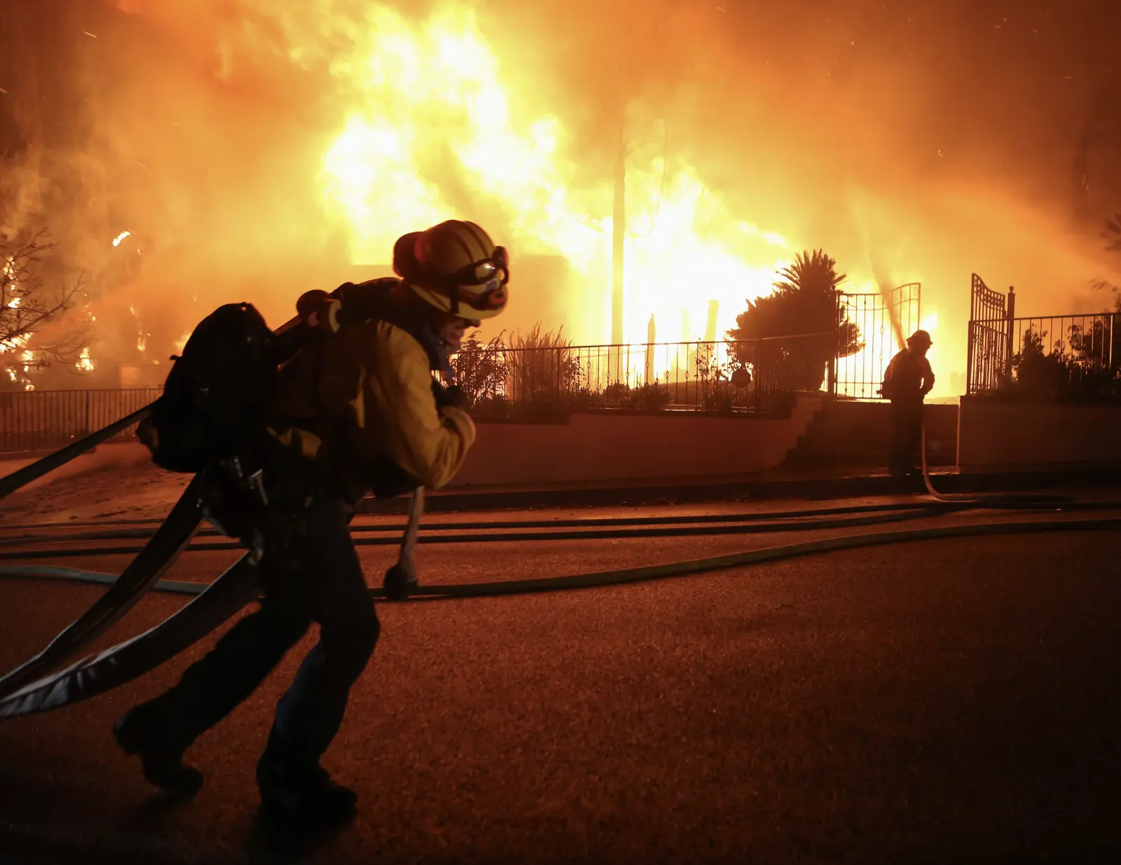 California Fire Map: Getty Fire, Kincade Fire, Calabasas ... - Newsweek