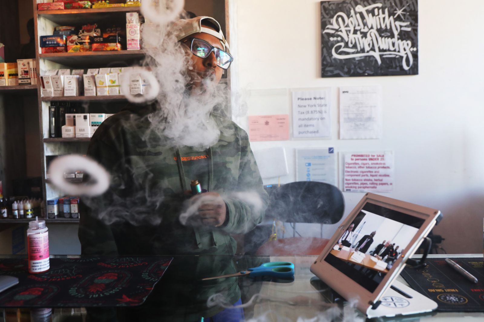 37 Vaping Related Deaths Confirmed While Nearly 2,000 Report Lung ...