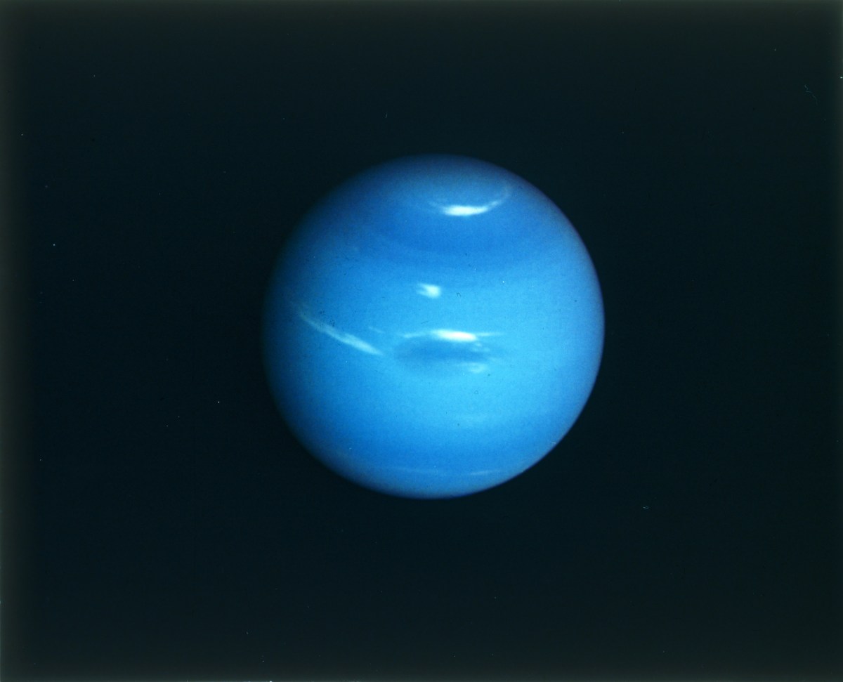 NASA Discovers Never Before Seen ‘Dance of Avoidance’ of Neptune’s ...