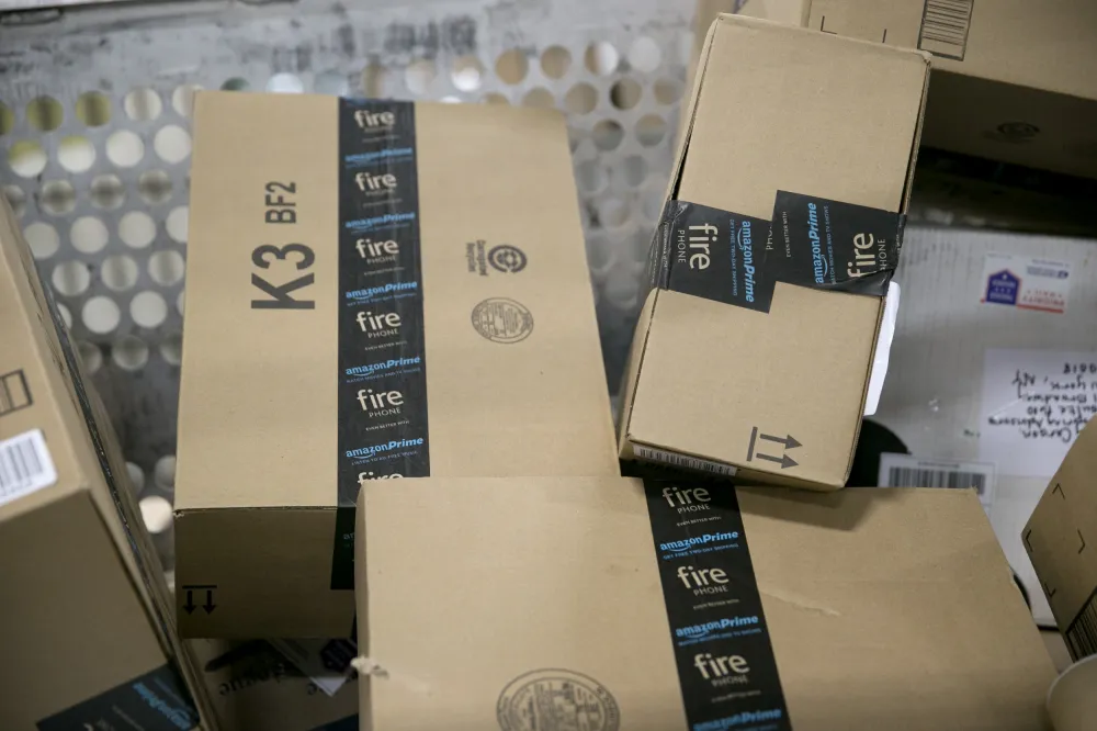 Missouri Family Get Revenge on Package Thief by Baiting Suspect With ...