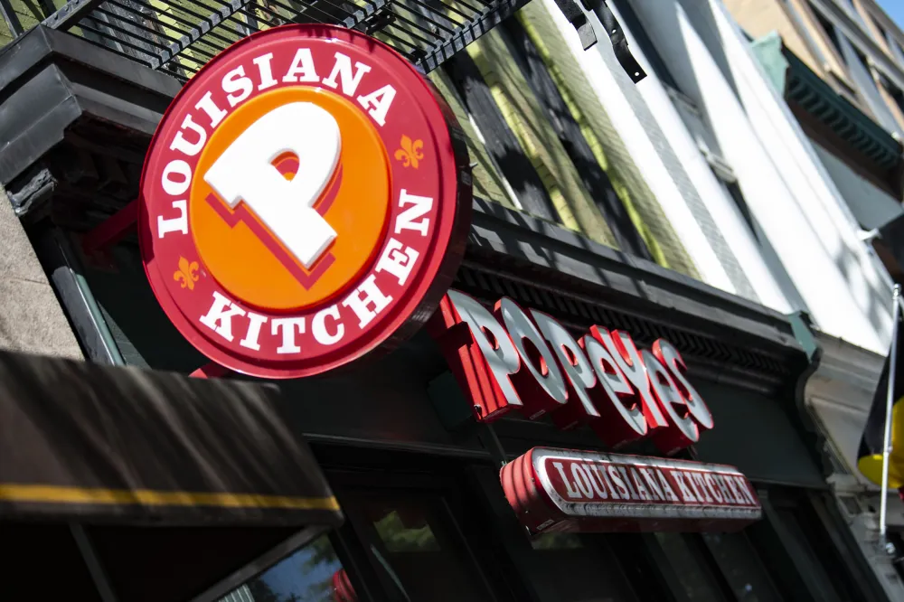 Popeyes Gives Viral ‘Family Feud Canada’ Game Show Contestant $10,000 ...