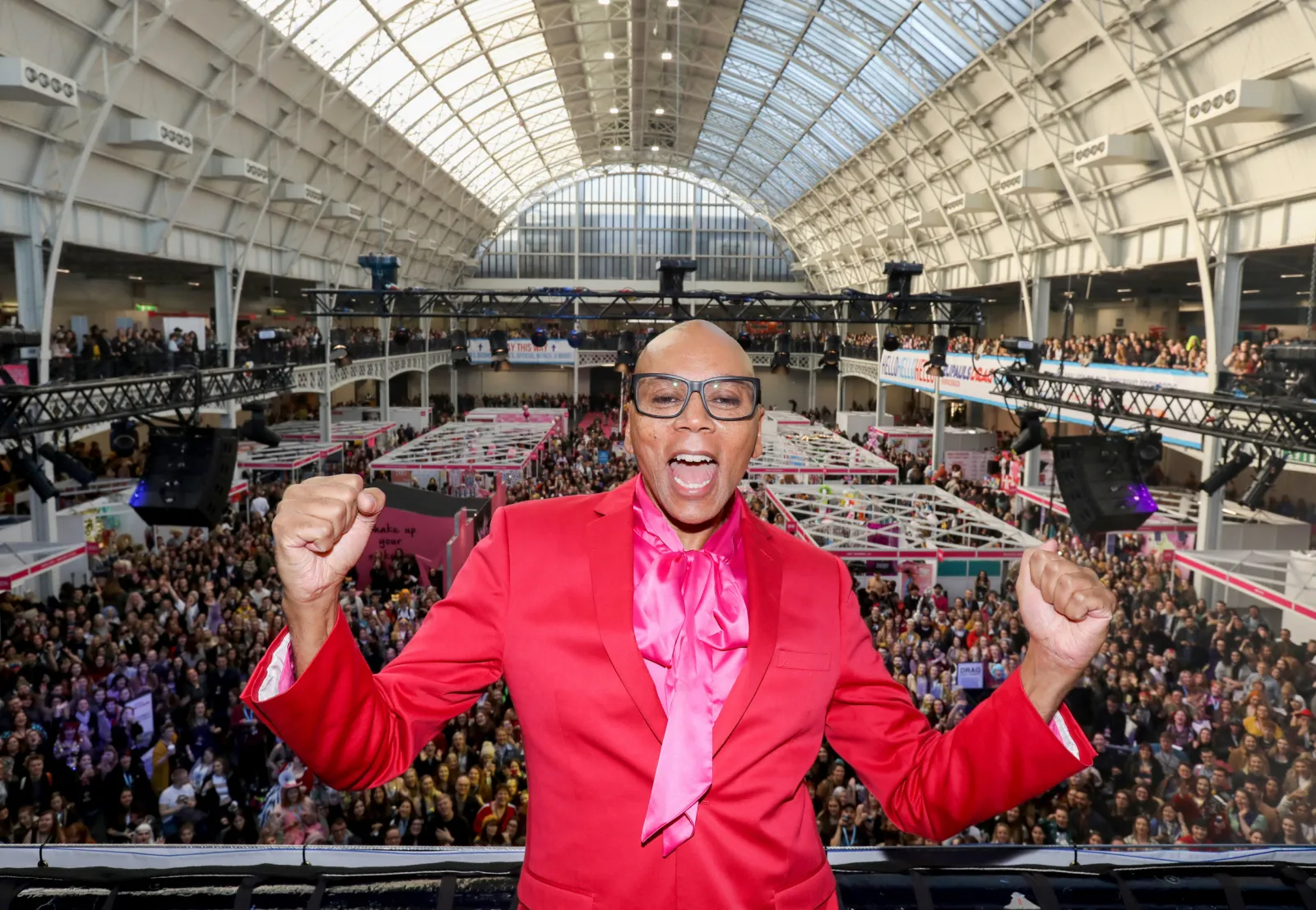 ‘Saturday Night Live’ Sketch Featuring RuPaul Echoes Recent Drag Queen ...