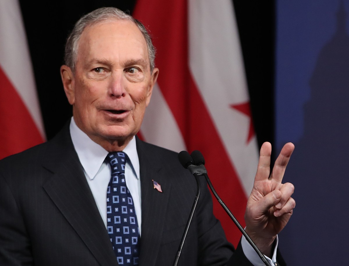 Bloomberg to Pay Hundreds of People $2,500 a Month to Praise Him on ...
