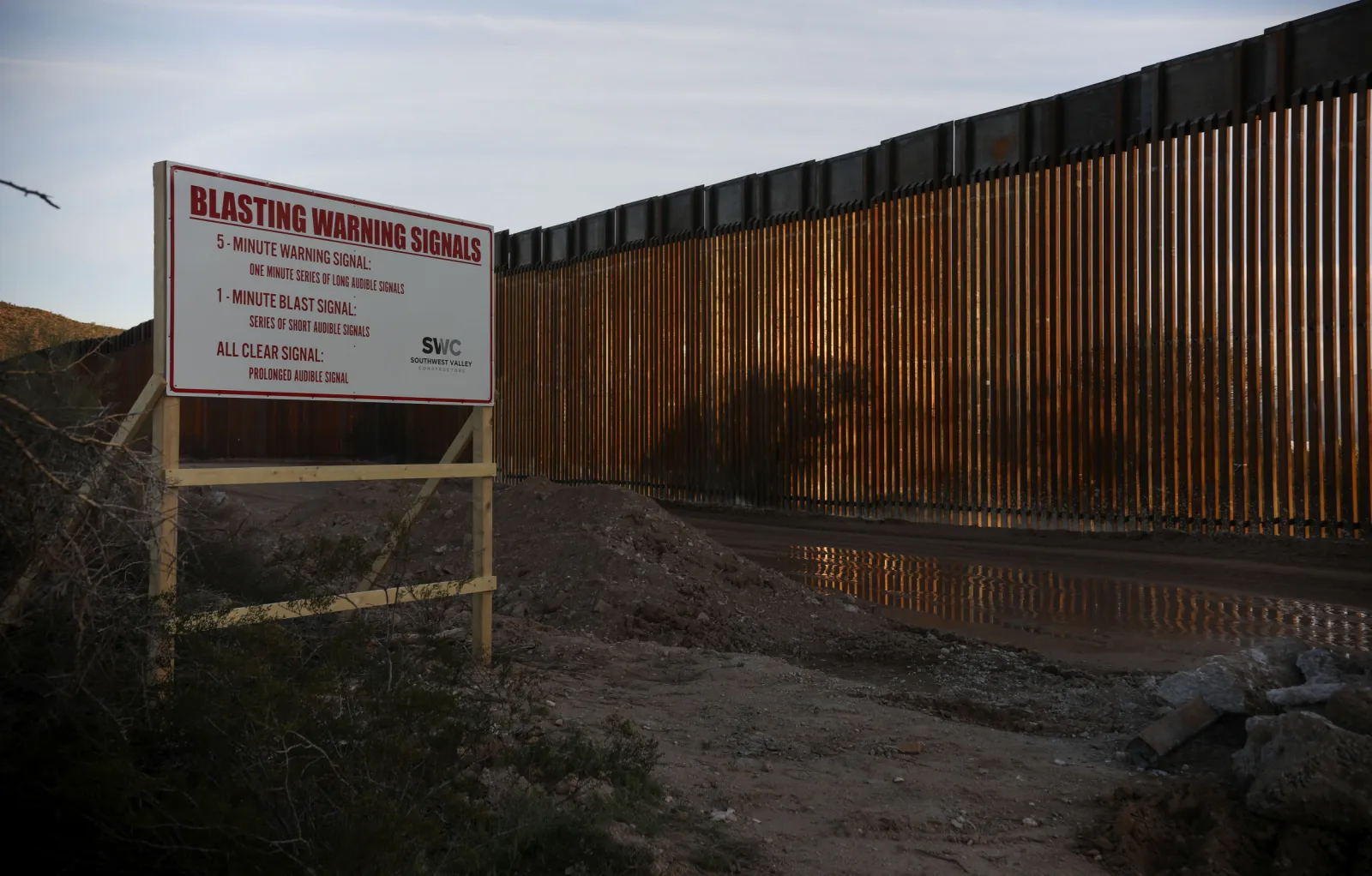 Donald Trump’s New Border Wall Contract Will Cost More Than $30 Million ...