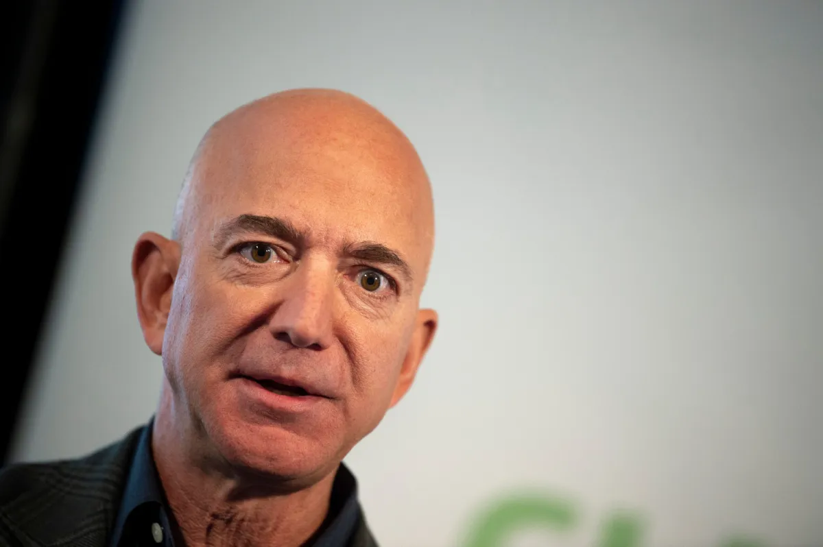 Jeff Bezos Shares Email From Racist Man Angry About Black Lives Matter ...