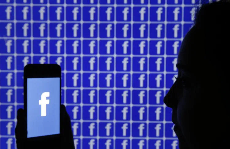 Facebook Racial Ad Targeting Options Quietly Dropped After Years of ...