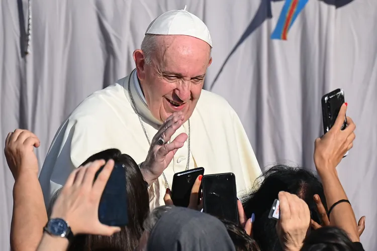 Fact Check: Was Pope Francis Once a Nightclub Bouncer? - Newsweek