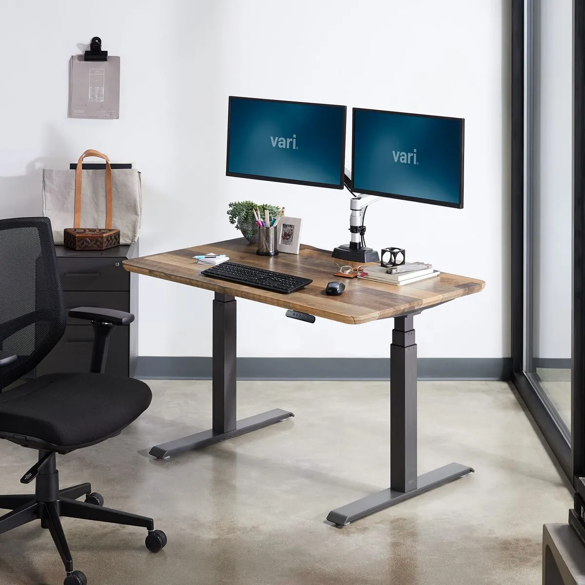 The Best Work-From-Home Gift Ideas of 2020: Sleek Standing Desks ...