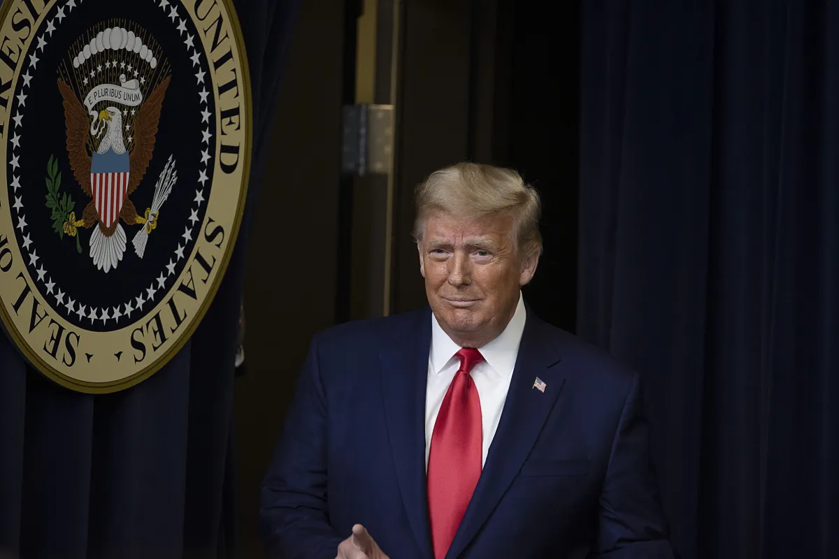 Did Donald Trump Nearly Confirm Existence of Aliens? Israeli Ex-Space ...