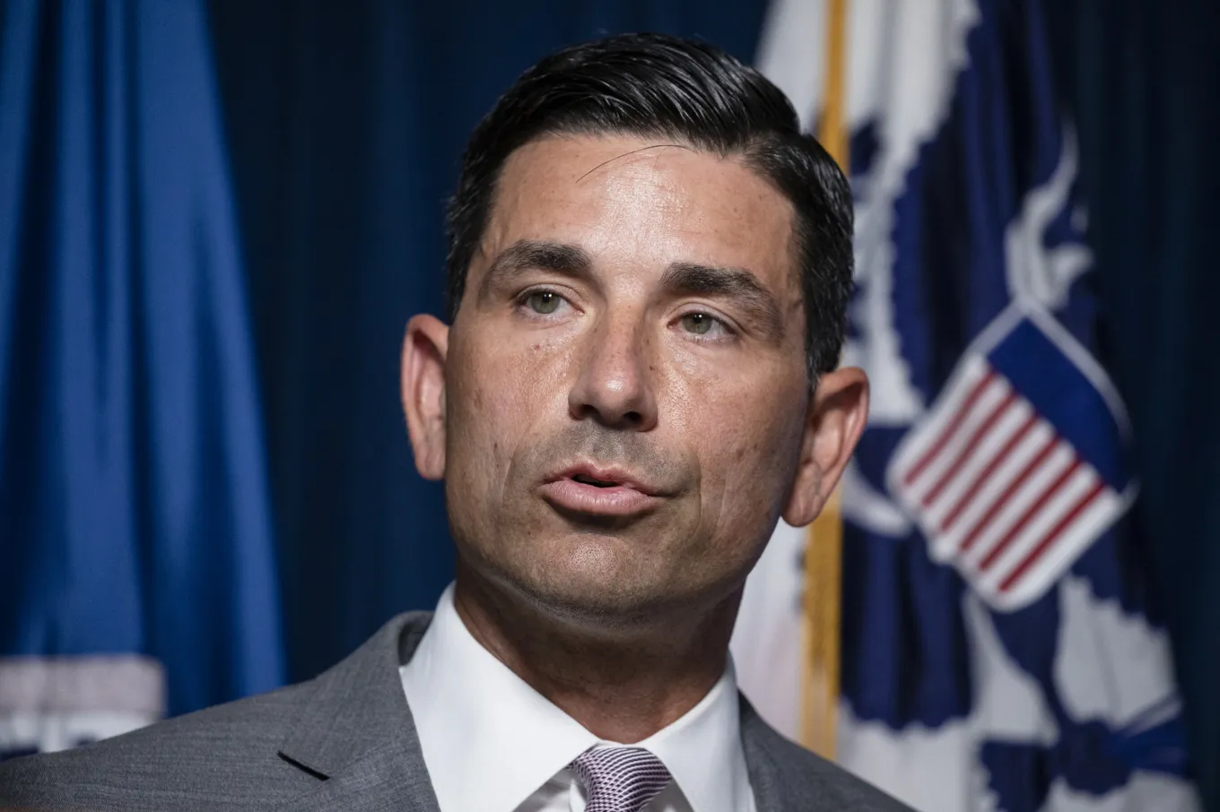 DHS Secretary Chad Wolf Resigns 4 Days After He Said He Would Stay ...