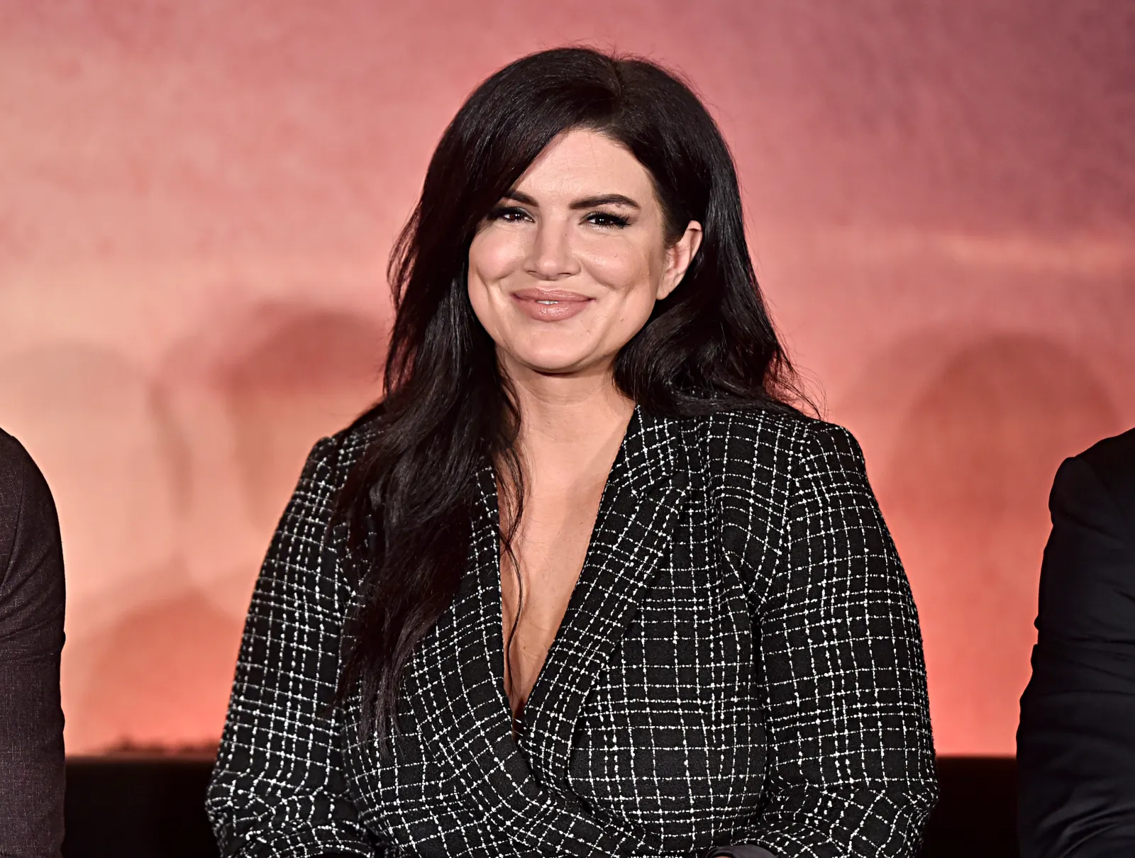 Gina Carano S Social Media Followers Surge By 300 000 After Disney