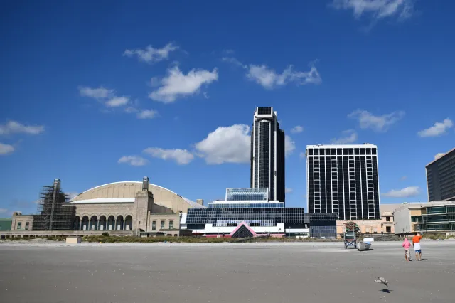 Moment Donald Trump’s Old Casino Implodes Seen in Dramatic Pictures and ...