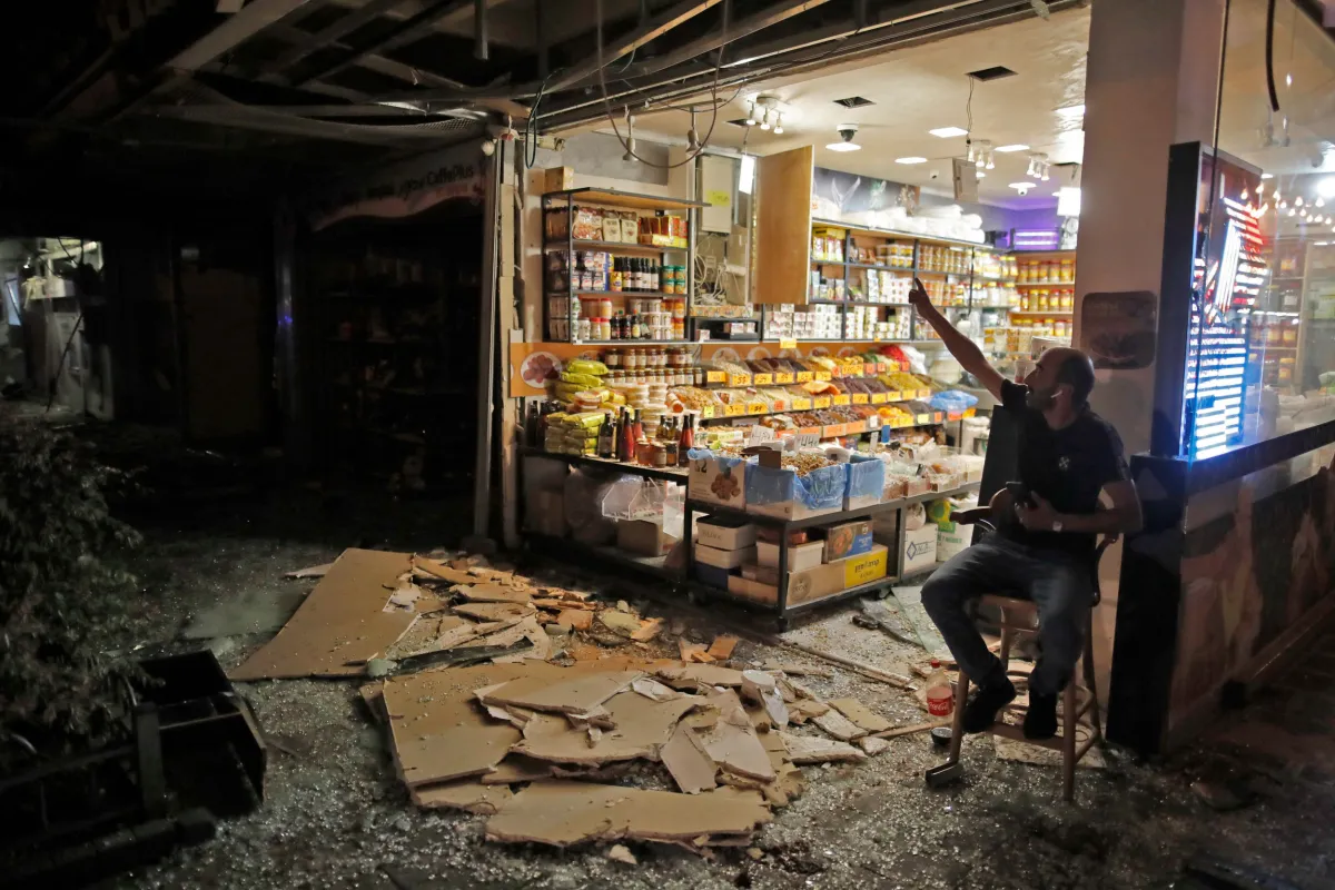 Israel Mob Violence Videos Show Arab Businesses Attacked, Brutal Street ...
