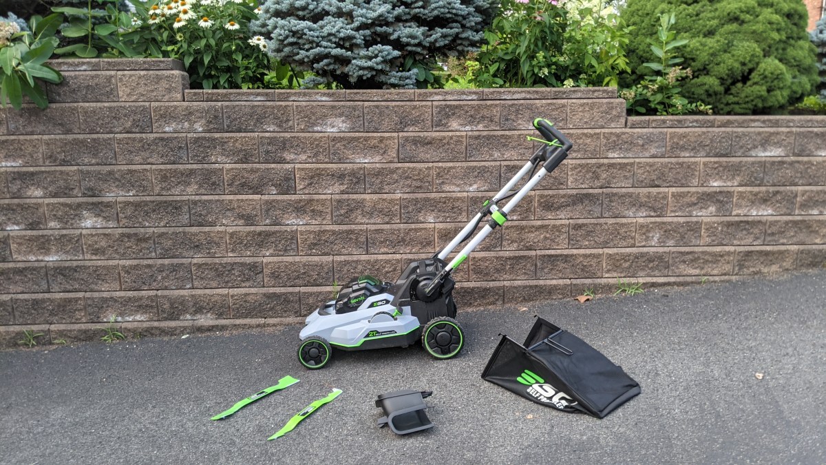 EGO Power Plus Select Cut LM2135SP Review: The Best (Battery-Powered ...