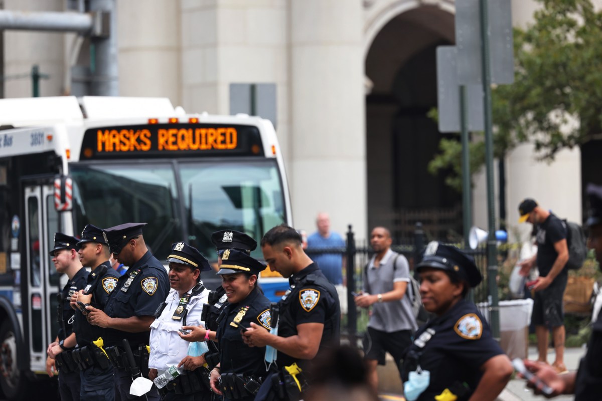 Police Across America Rebel Against Vaccine Mandates - Newsweek