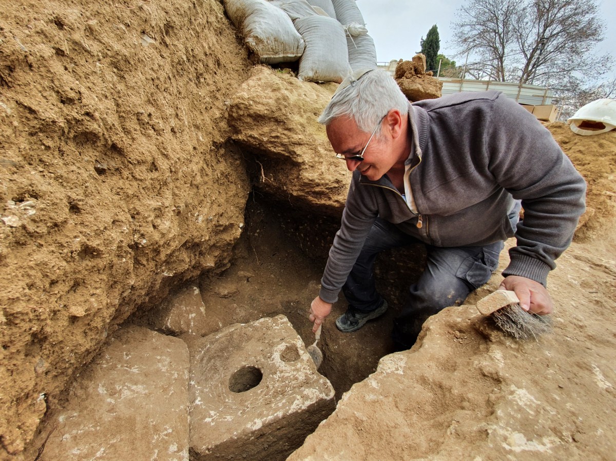 Rare 2,700-year-old Toilet Found in Jerusalem Palace - Newsweek