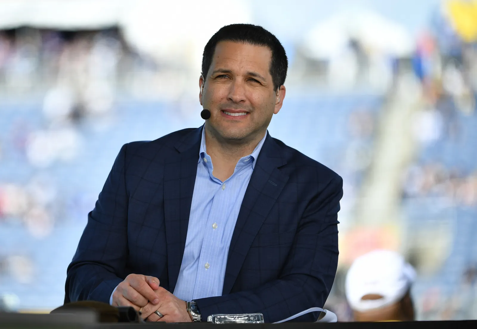 Adam Schefter Mocked for Awkward ESPN Broadcast Set During Free Agency ...