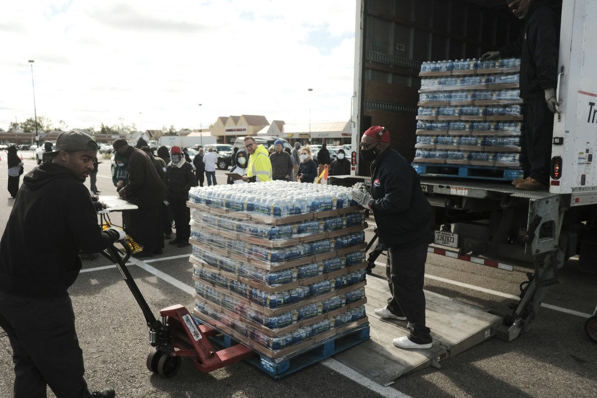 Years After Flint Water Crisis, Michigan Senate Approves Billions to ...