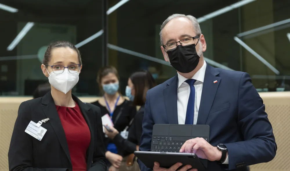 Poland to Require COVID Vaccine to Hold Jobs in Medicine, Education and ...