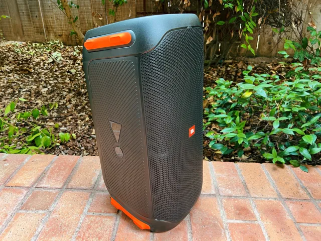 JBL PartyBox 110 Speaker Can Power a Karaoke Party With Minimal Effort ...
