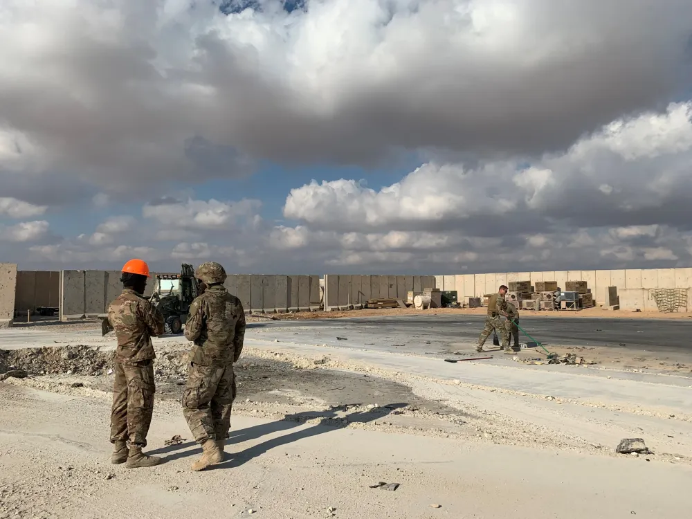 U.S. Troops Come Under Rocket Fire at Iraqi Military Bases; No ...