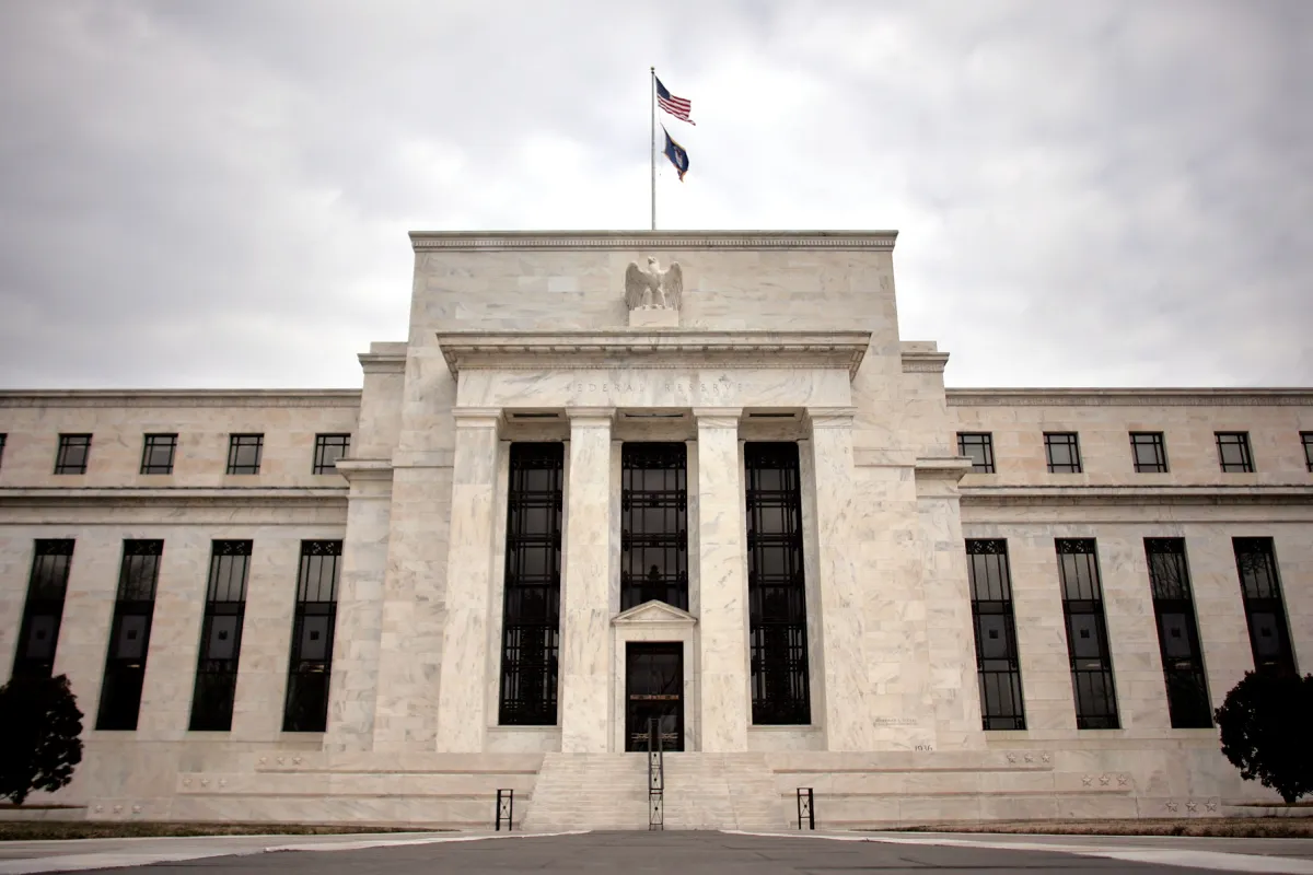Top Fed Officials Banned From Owning Stocks, Crypto Under New ...