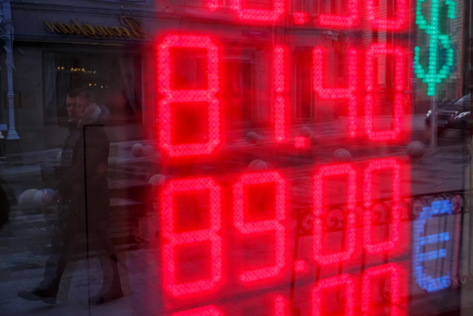 Russia’s Stock Exchange Suffers Historic Collapse After Ukraine ...